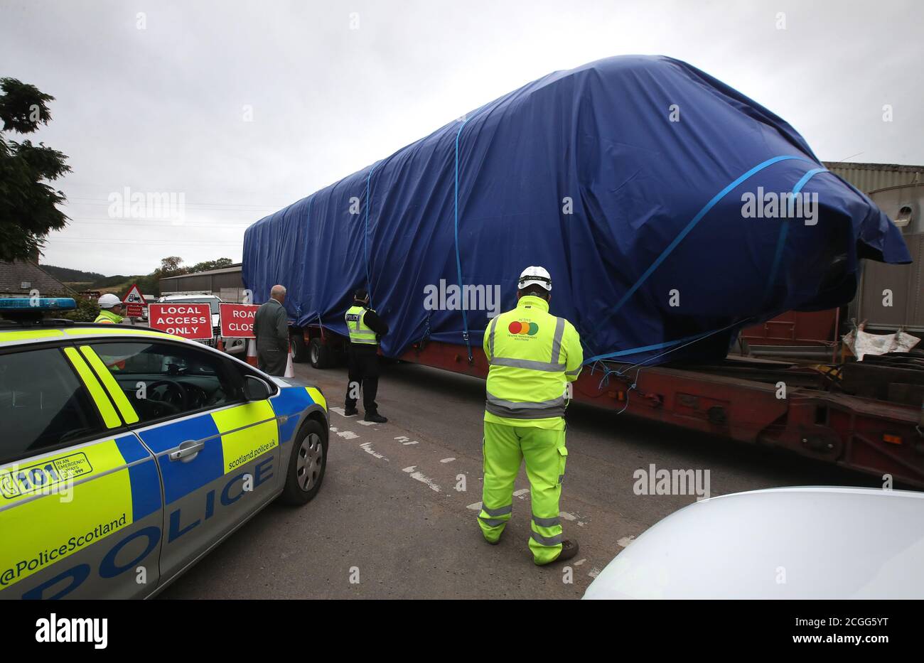 Stonehaven train crash hi-res stock photography and images - Alamy