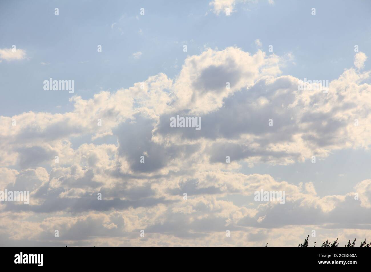 Cumulonimbus clouds low level hi-res stock photography and images - Alamy