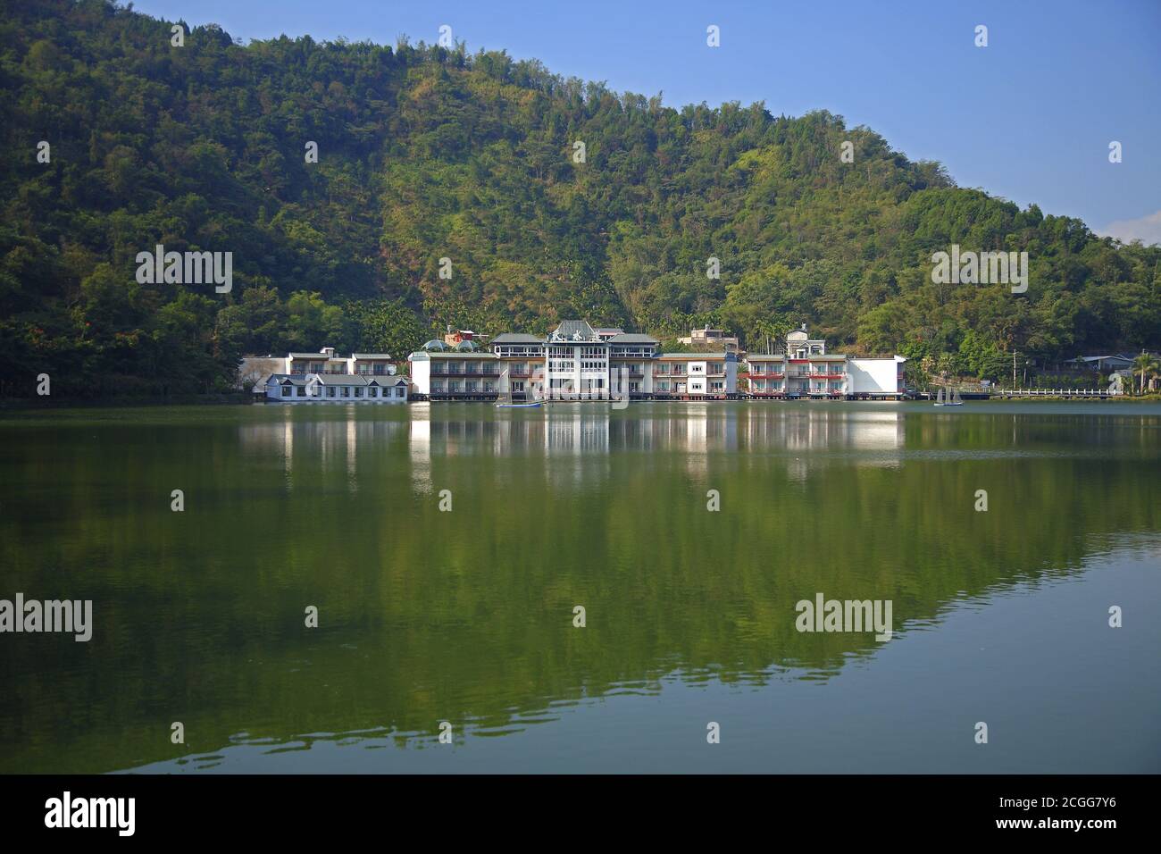 Puli liyu lake scenery hi-res stock photography and images - Alamy