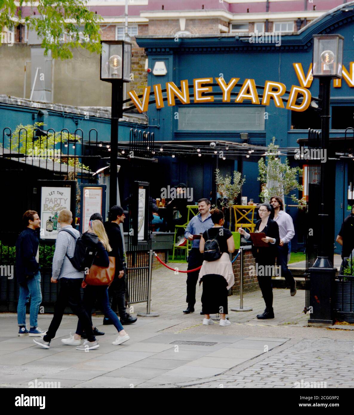 Photo Must Be Credited ©Alpha Press 066465 04/07/2020 The Vineyard Pub ...