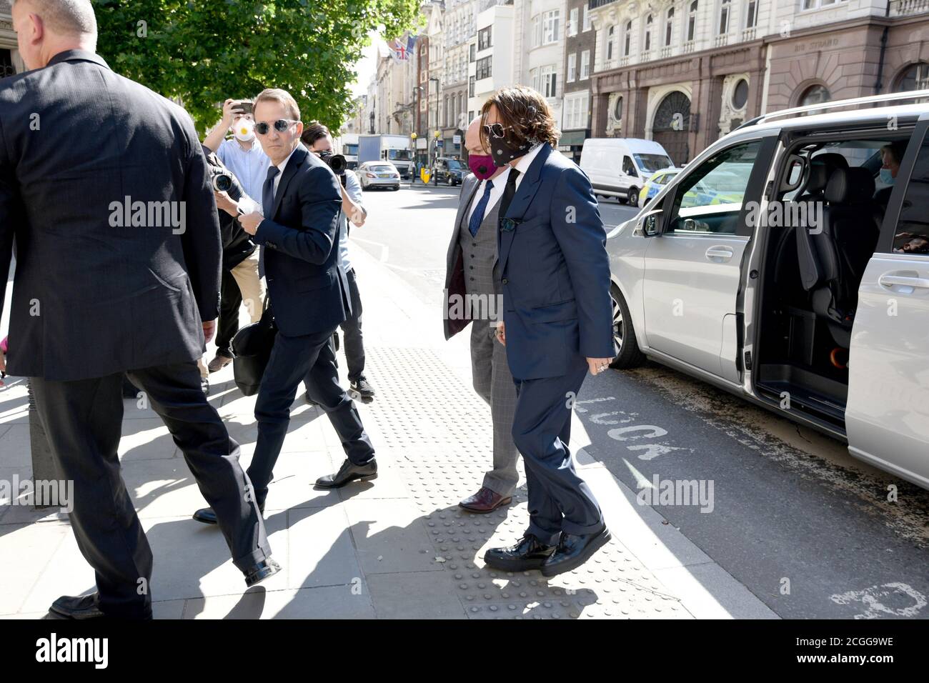 Bodyguard security minder hi-res stock photography and images - Alamy