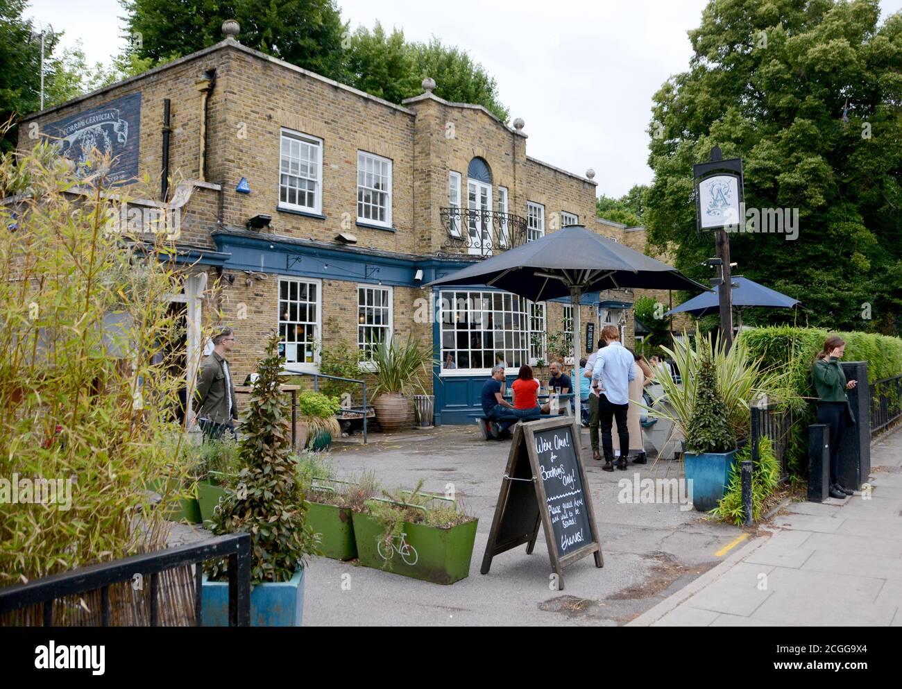 Alwyne hi-res stock photography and images - Alamy