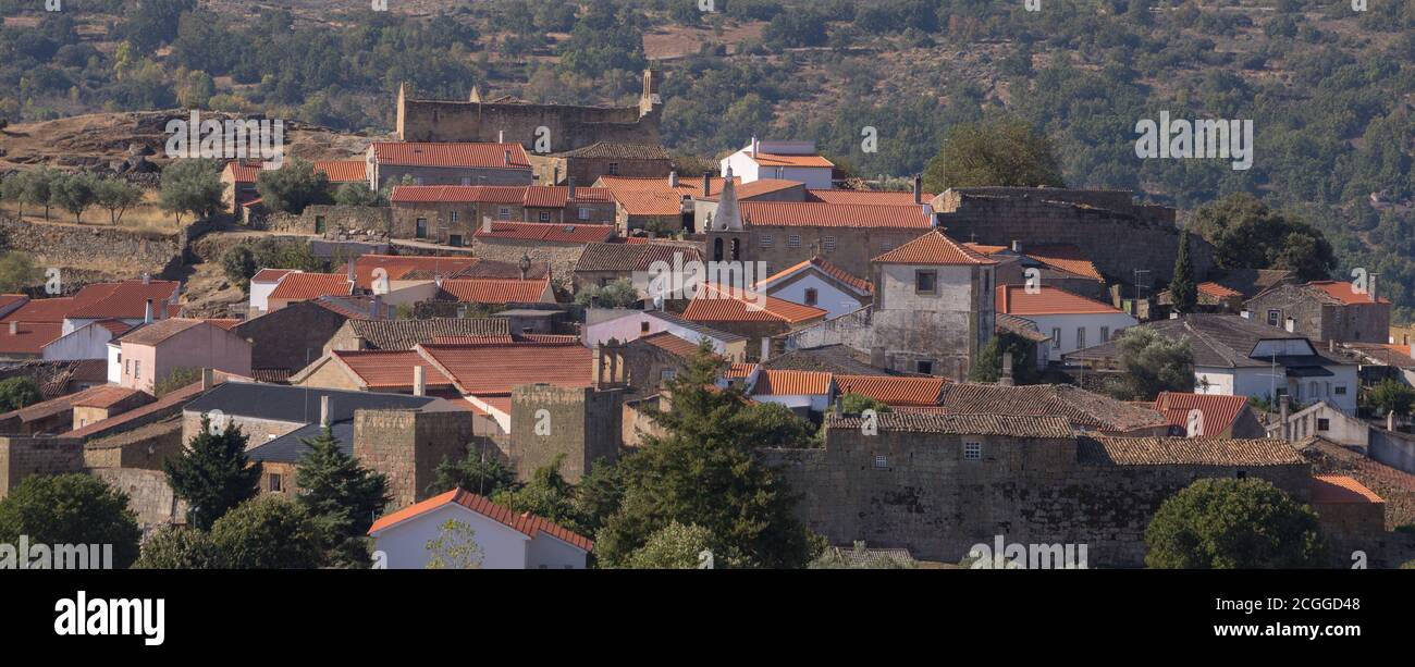 Portuguese medieval architecture hi-res stock photography and images ...