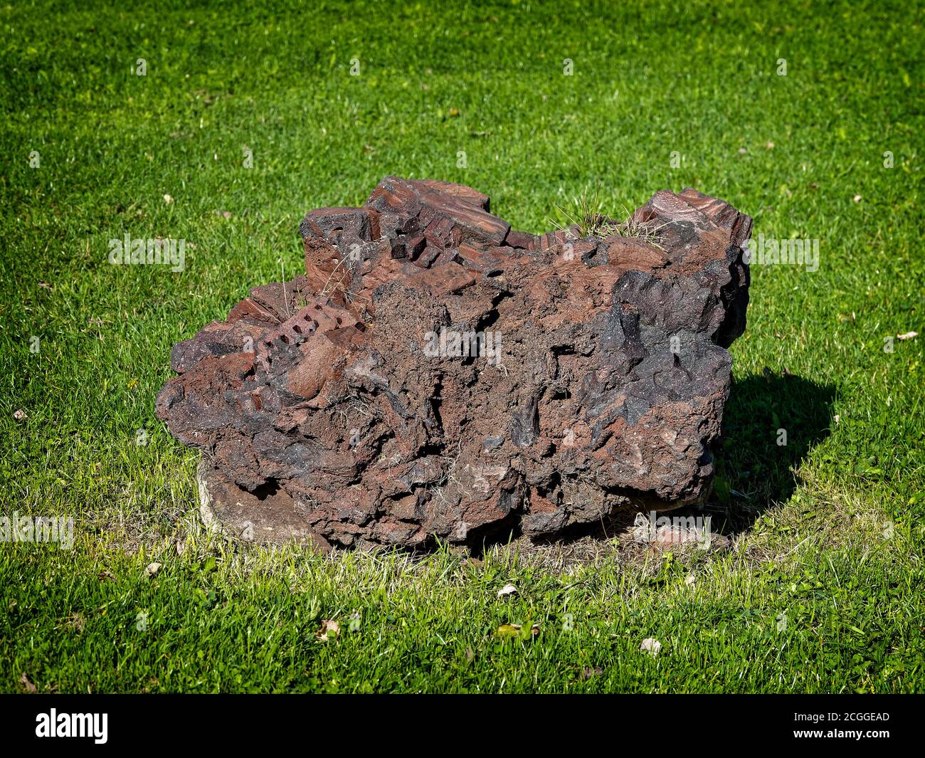 Burnt clay bricks hi-res stock photography and images - Alamy