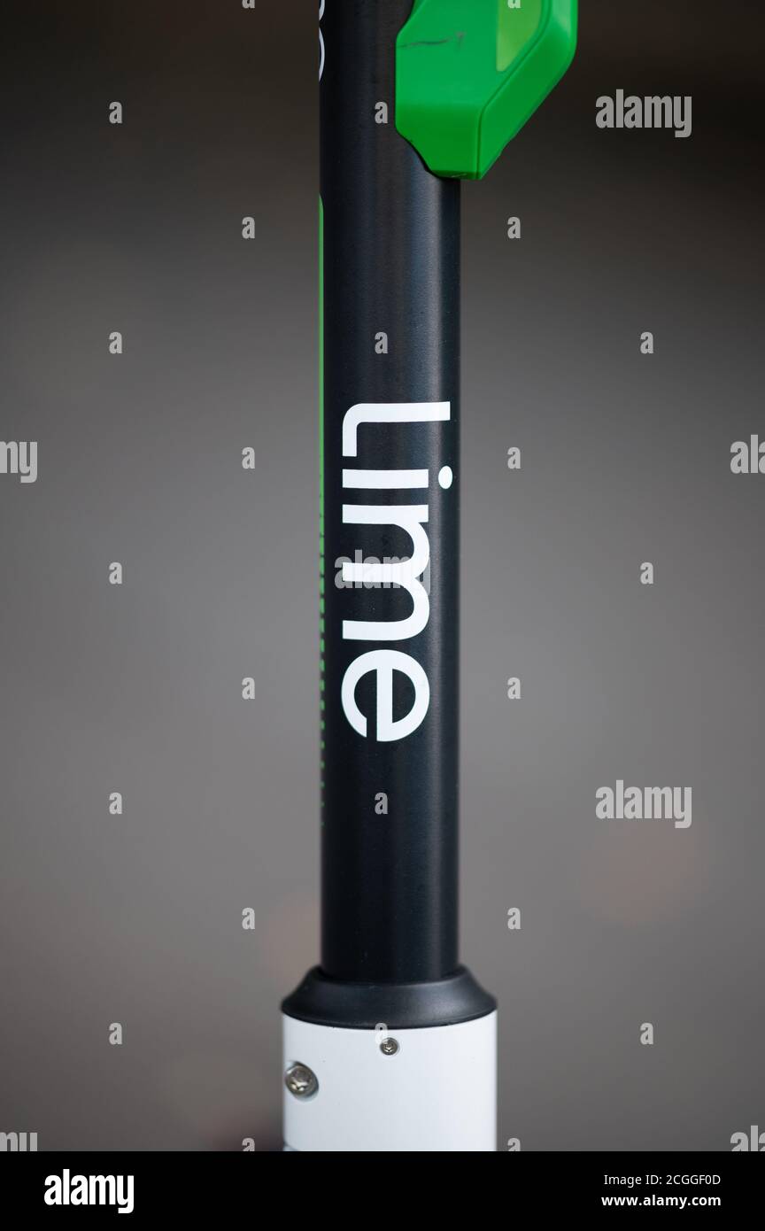 Lime scooter logo hi-res stock photography and images - Alamy