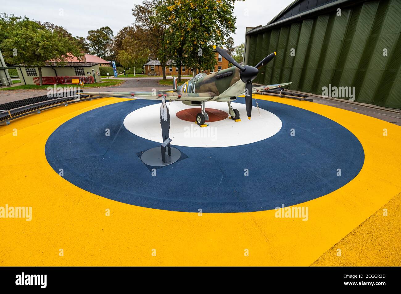 Raf roundel hi-res stock photography and images - Alamy