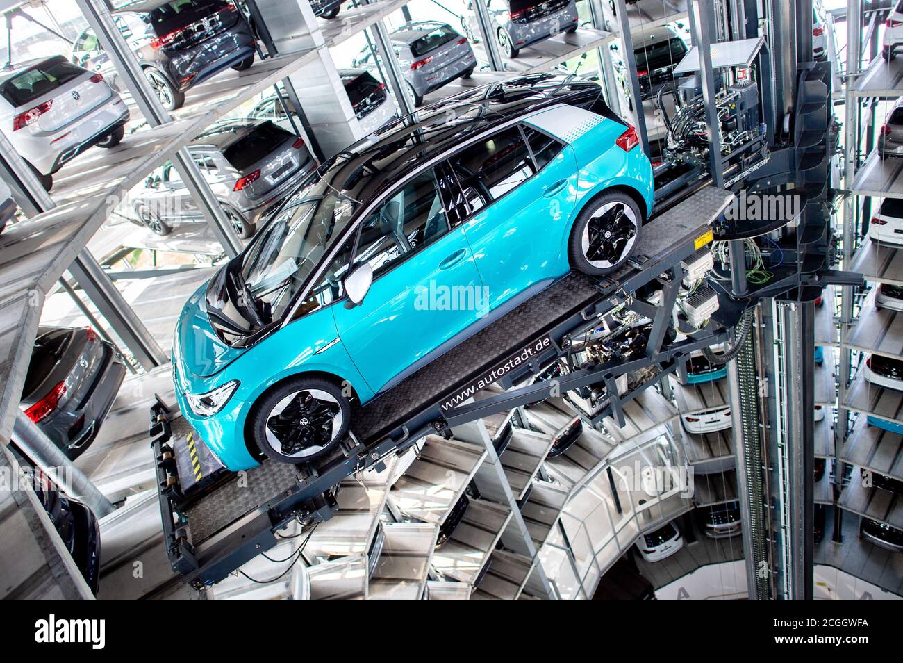 Volkswagen delivery tower hi-res stock photography and images - Alamy