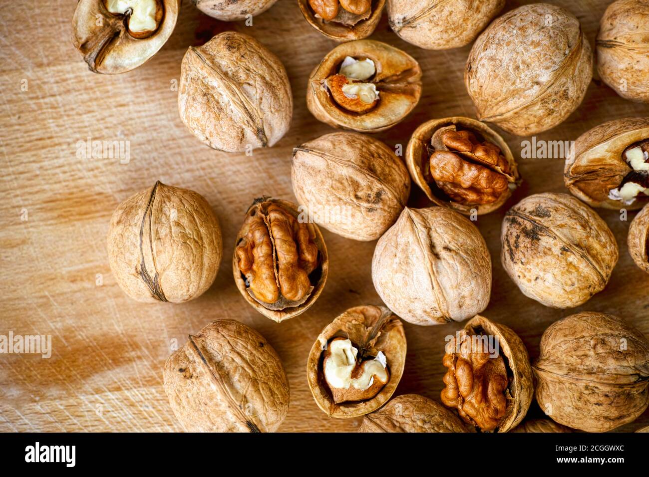 Walnut background lot walnuts hi-res stock photography and images - Alamy