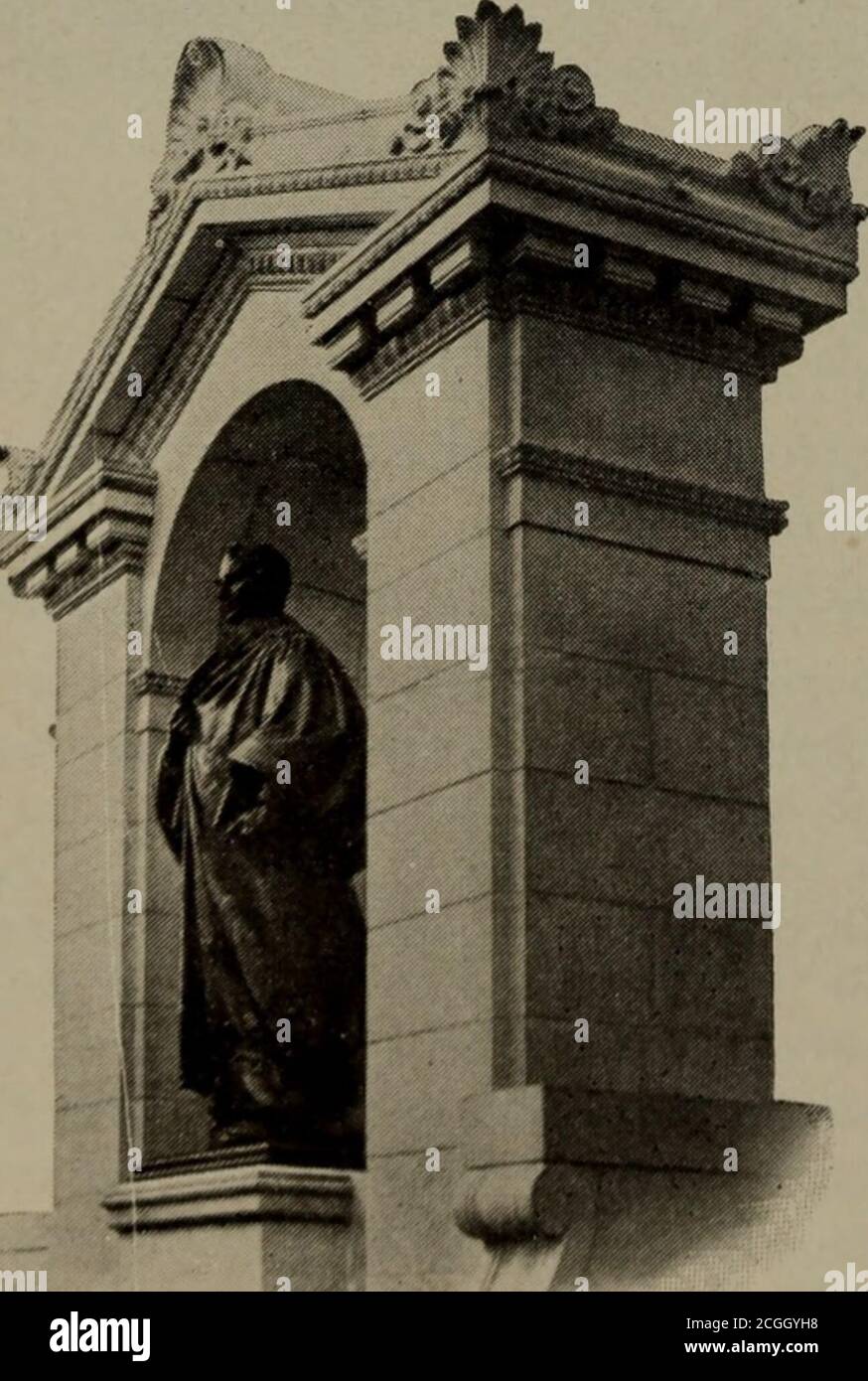 Everett monument hi-res stock photography and images - Alamy