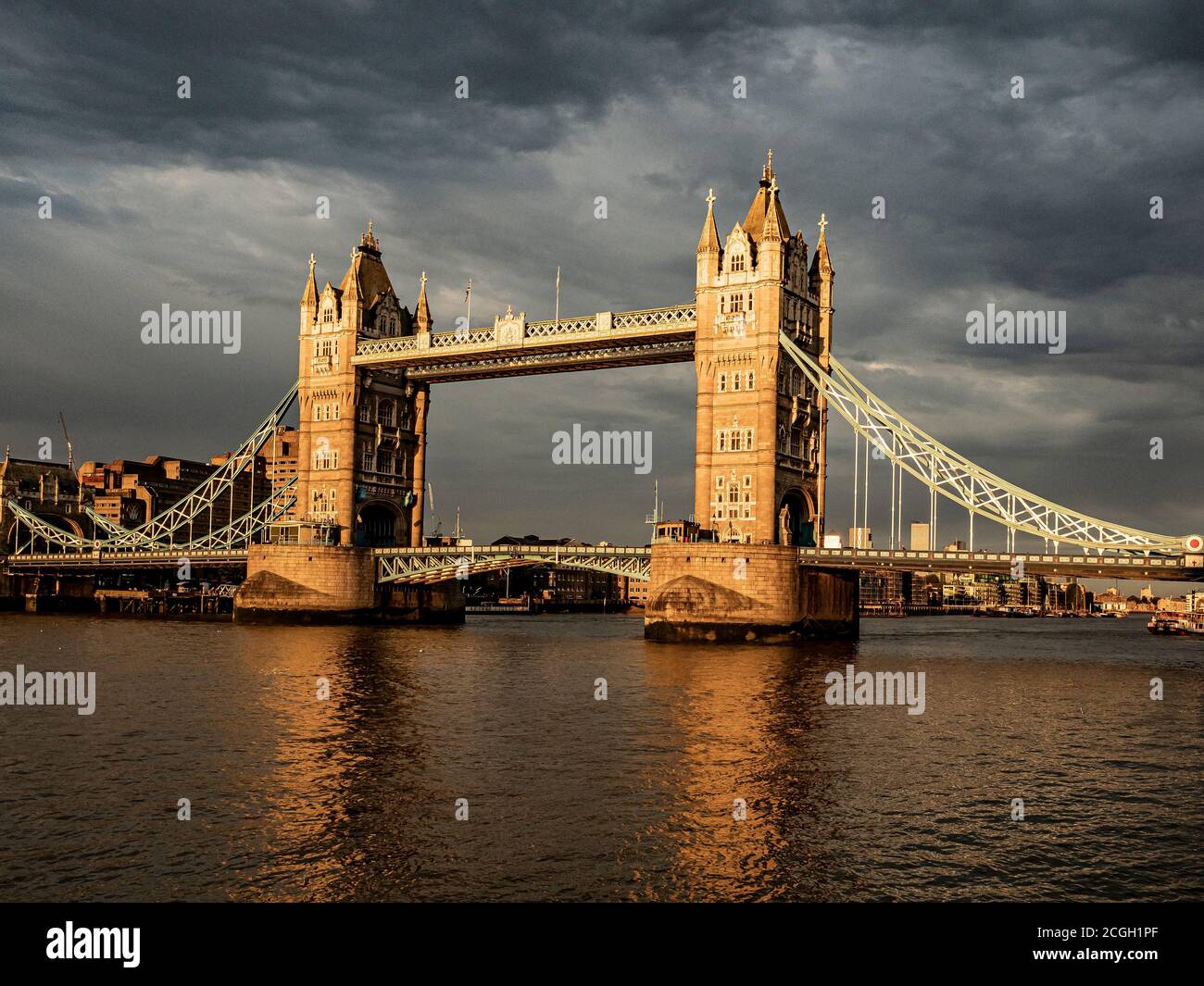 Tower Bridge sunset photography. London, UK Stock Photo - Alamy