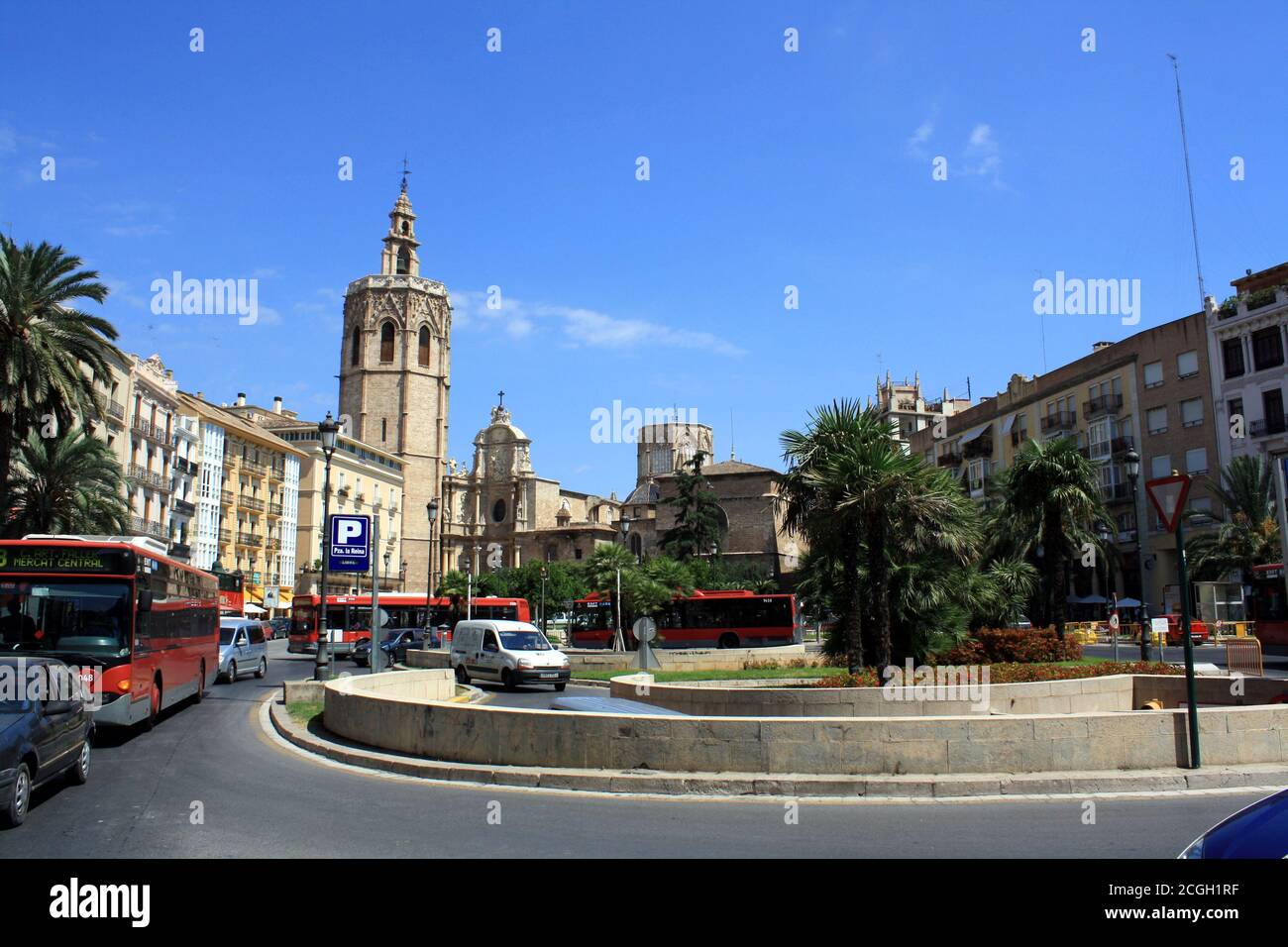 Valencia squares hi-res stock photography and images - Alamy