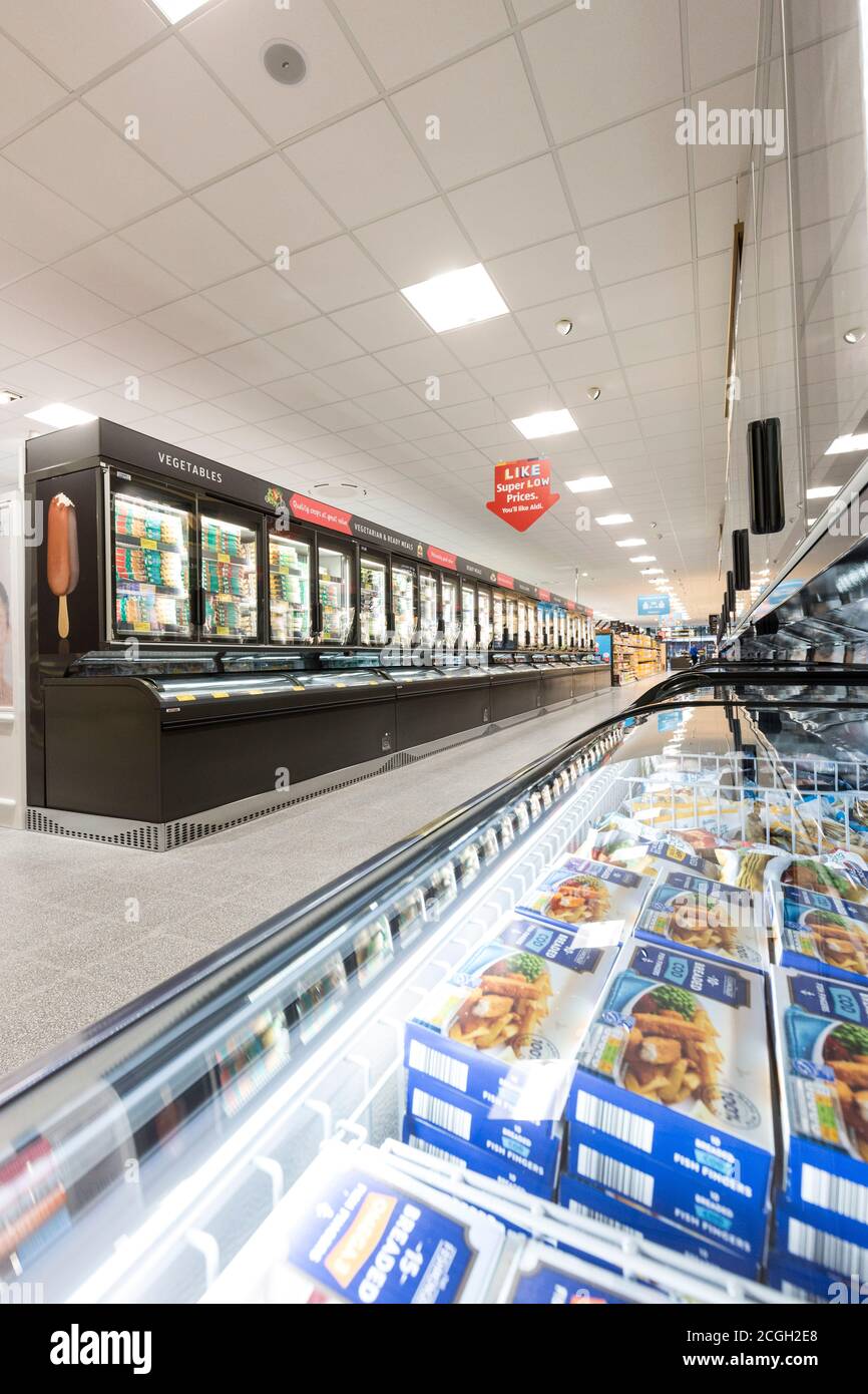 Aldi Supermarket interiord Stock Photo - Alamy