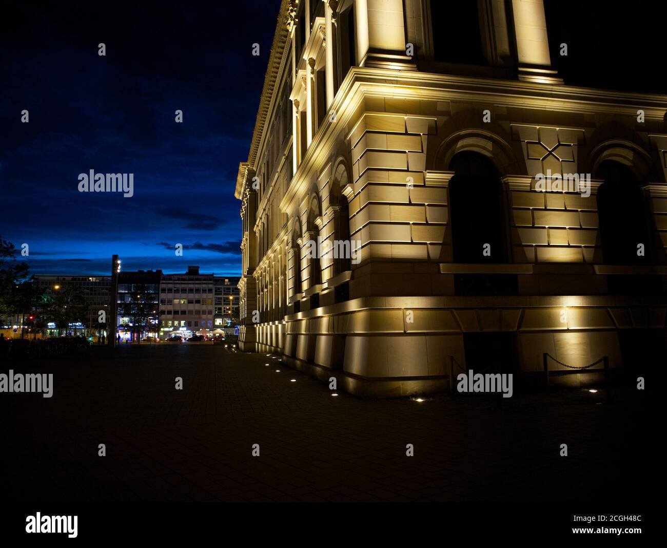 Golden building at night Stock Photo - Alamy