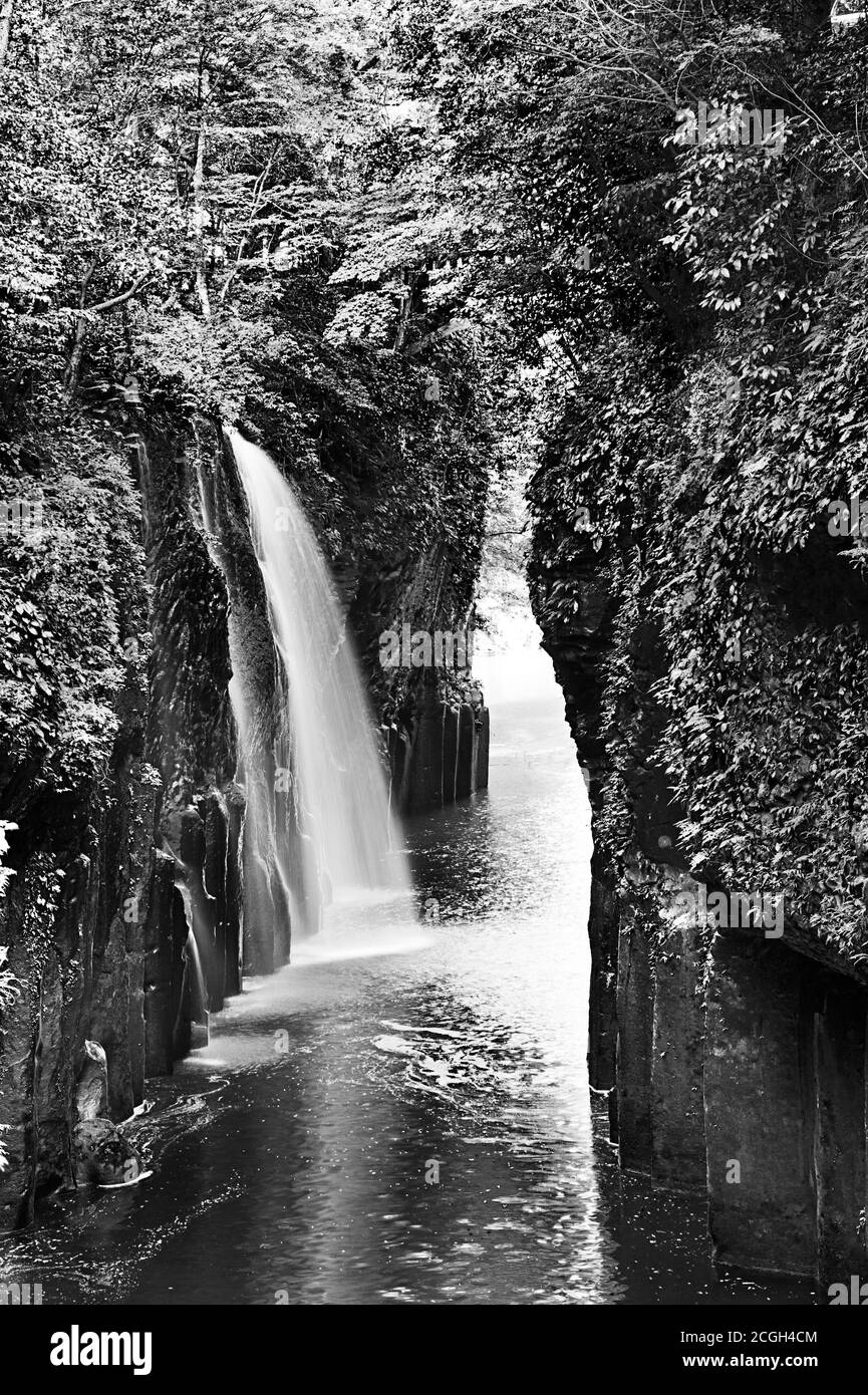 Deep gorge valley river Black and White Stock Photos & Images - Alamy