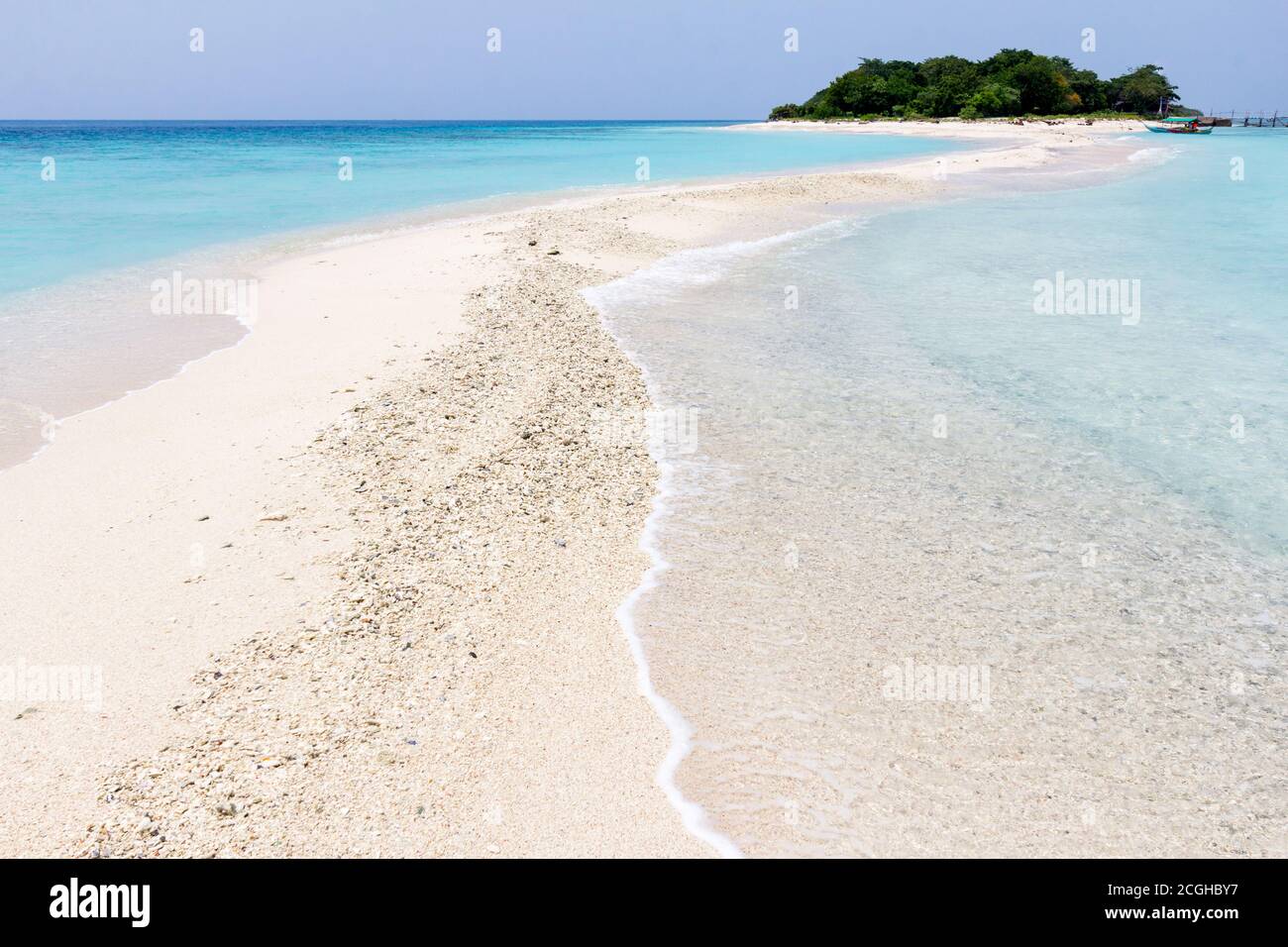 A white sand bar in Sta Cruz Island off Zamboanga City Stock Photo - Alamy