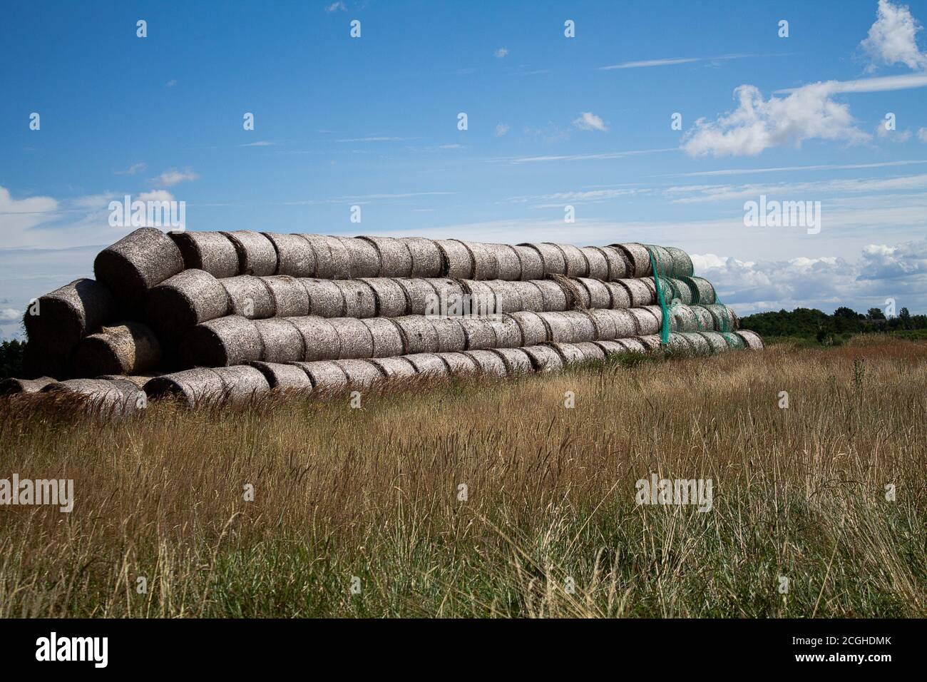 Elongated pyramid hi-res stock photography and images - Alamy