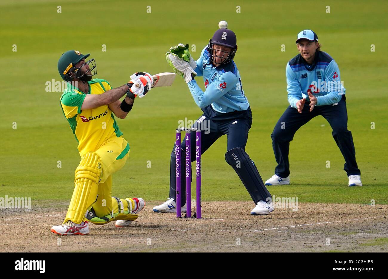 Glenn maxwell catch hi-res stock photography and images - Alamy