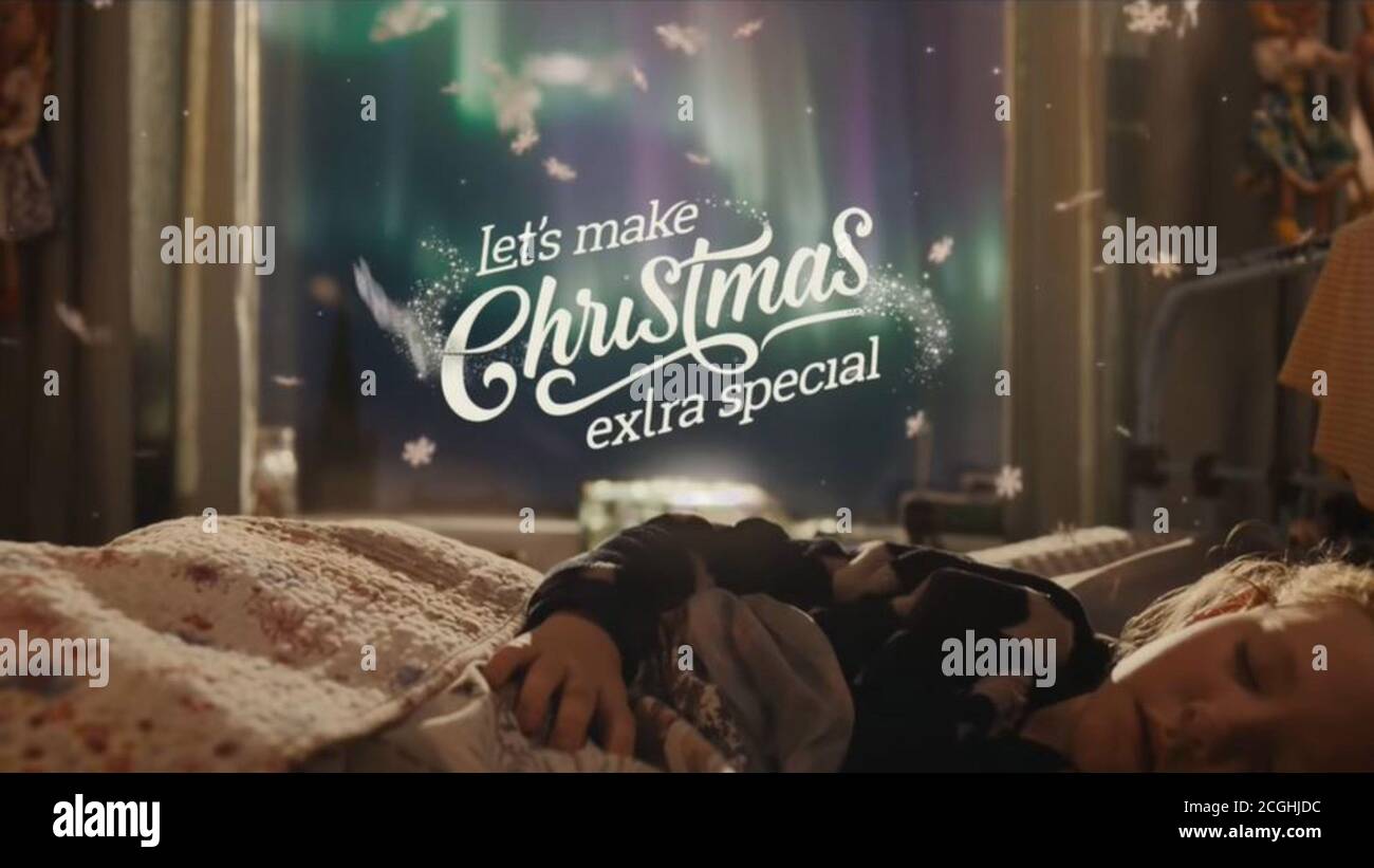 Christmas tv advert hi-res stock photography and images - Alamy
