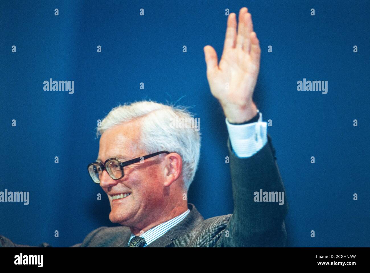 The Rt Hon Douglas Hurd MP Secretary of State for Foreign Affairs at ...