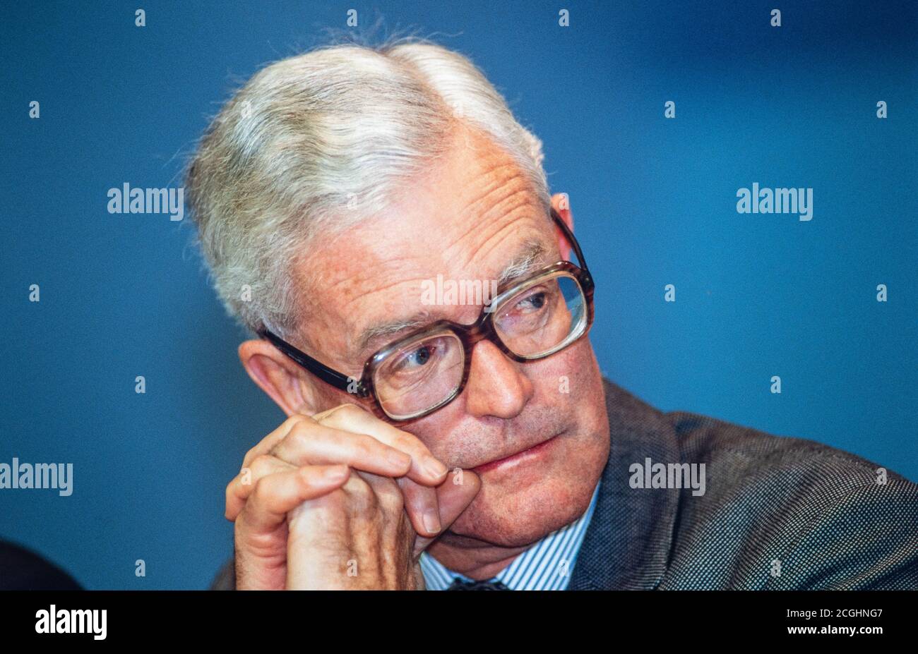 Douglas hurd 1990 hi-res stock photography and images - Alamy