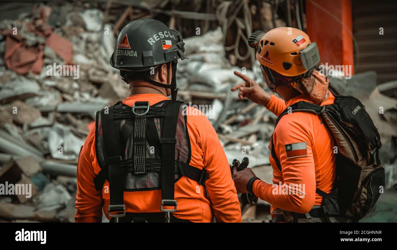 Team work middle east hi-res stock photography and images - Alamy