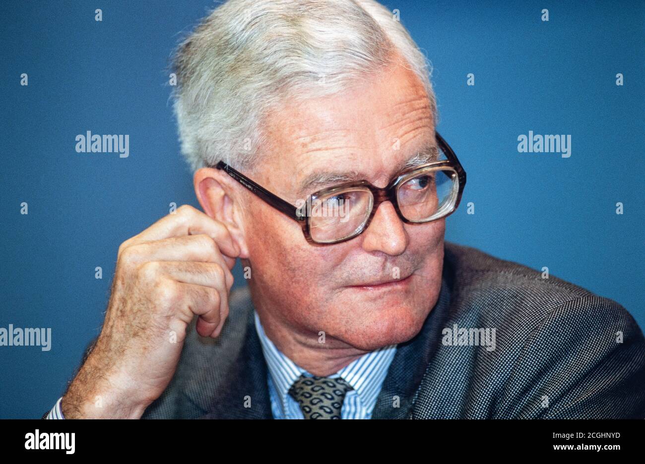 Douglas hurd 1990 hi-res stock photography and images - Alamy