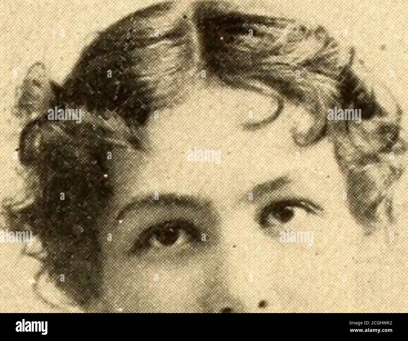 . Sponsor souvenir album : history & reunion (1895) . Miss Maud Nunx ...