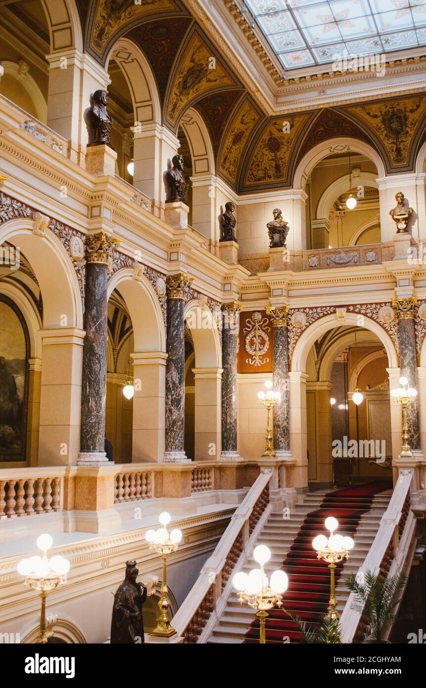 Pe hall hi-res stock photography and images - Alamy