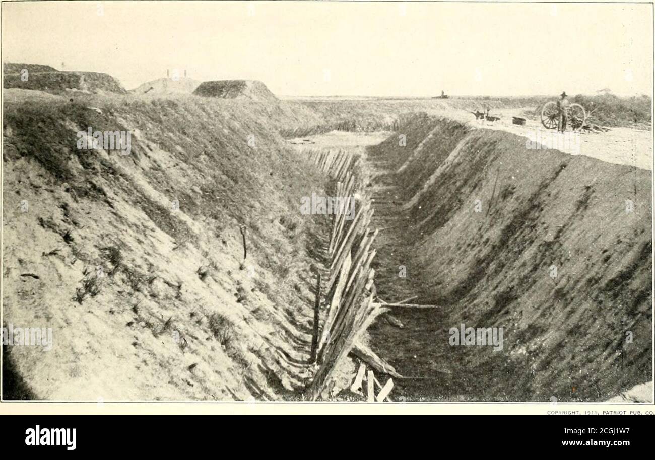 . The Civil War through the camera : hundreds of vivid photographs ...