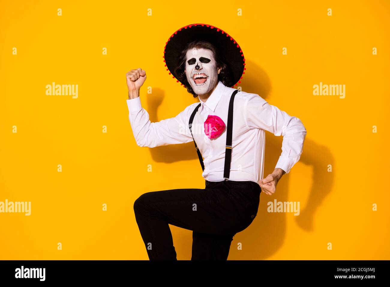 Death face eyes open hi-res stock photography and images - Alamy