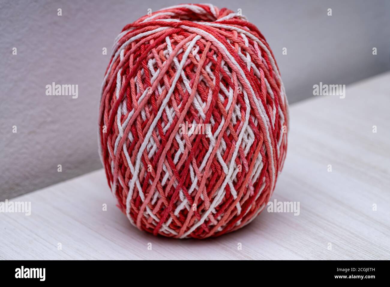 Thread pattern hi-res stock photography and images - Alamy
