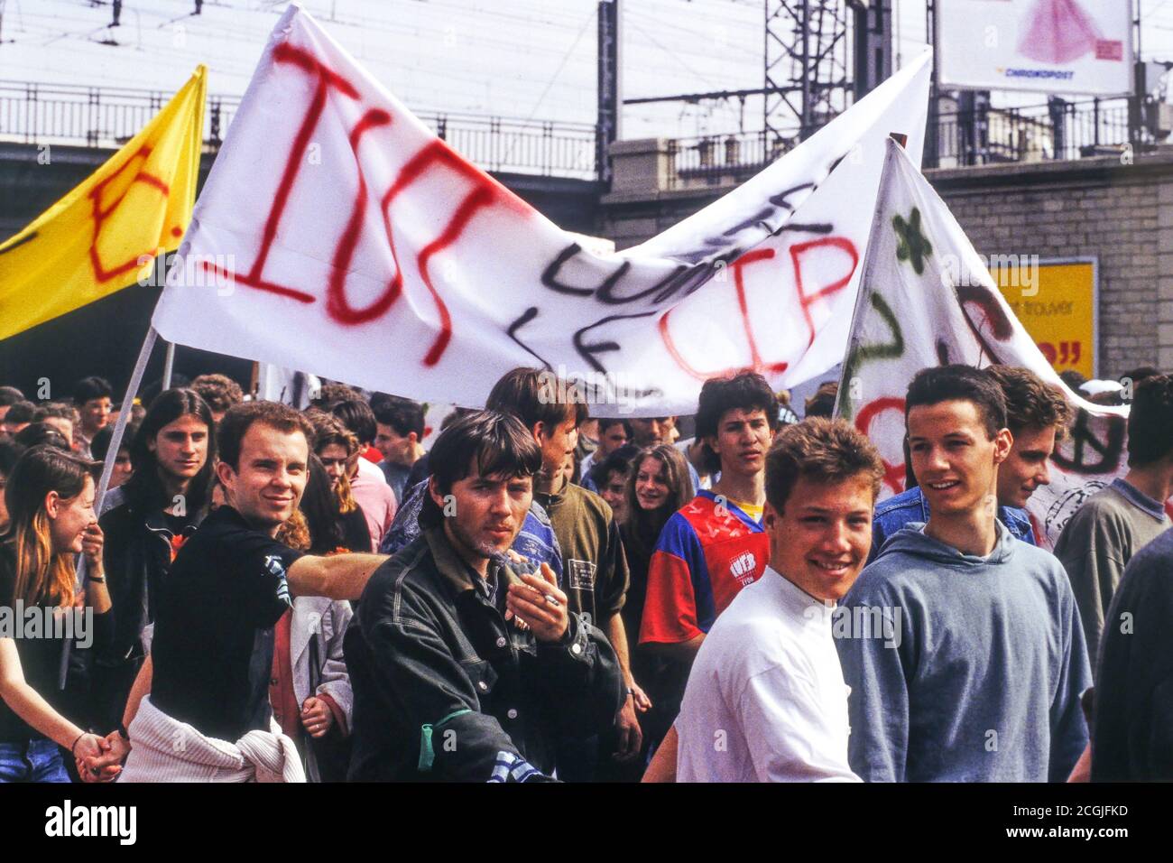 French riot police forces face young protesters demonstrating against ...