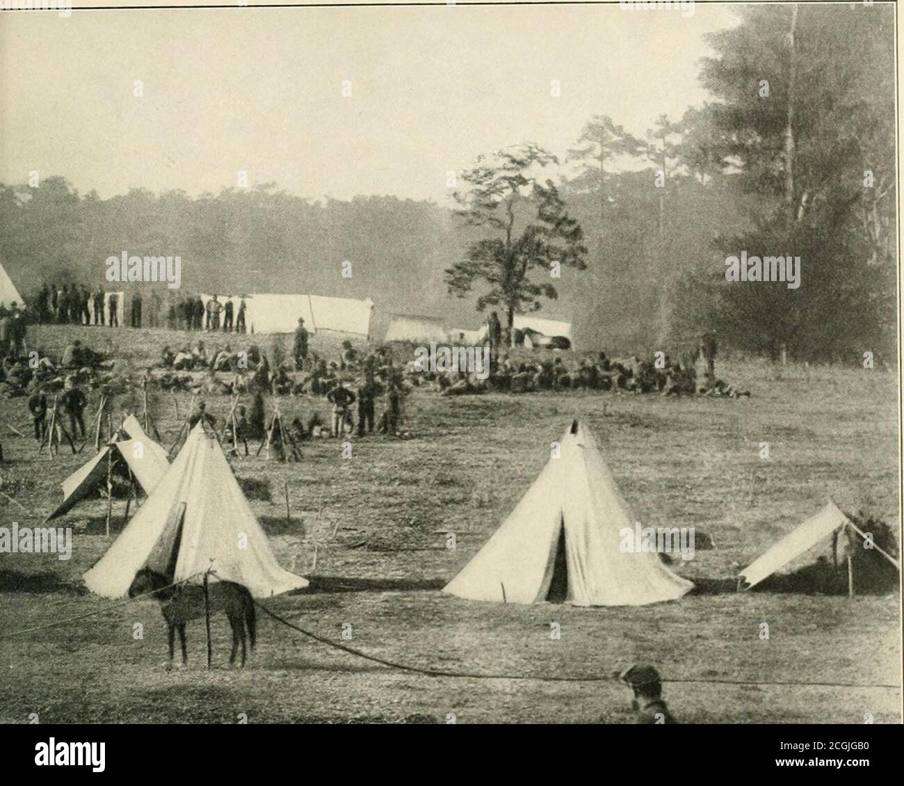 Confederate soldiers captured hi-res stock photography and images - Alamy