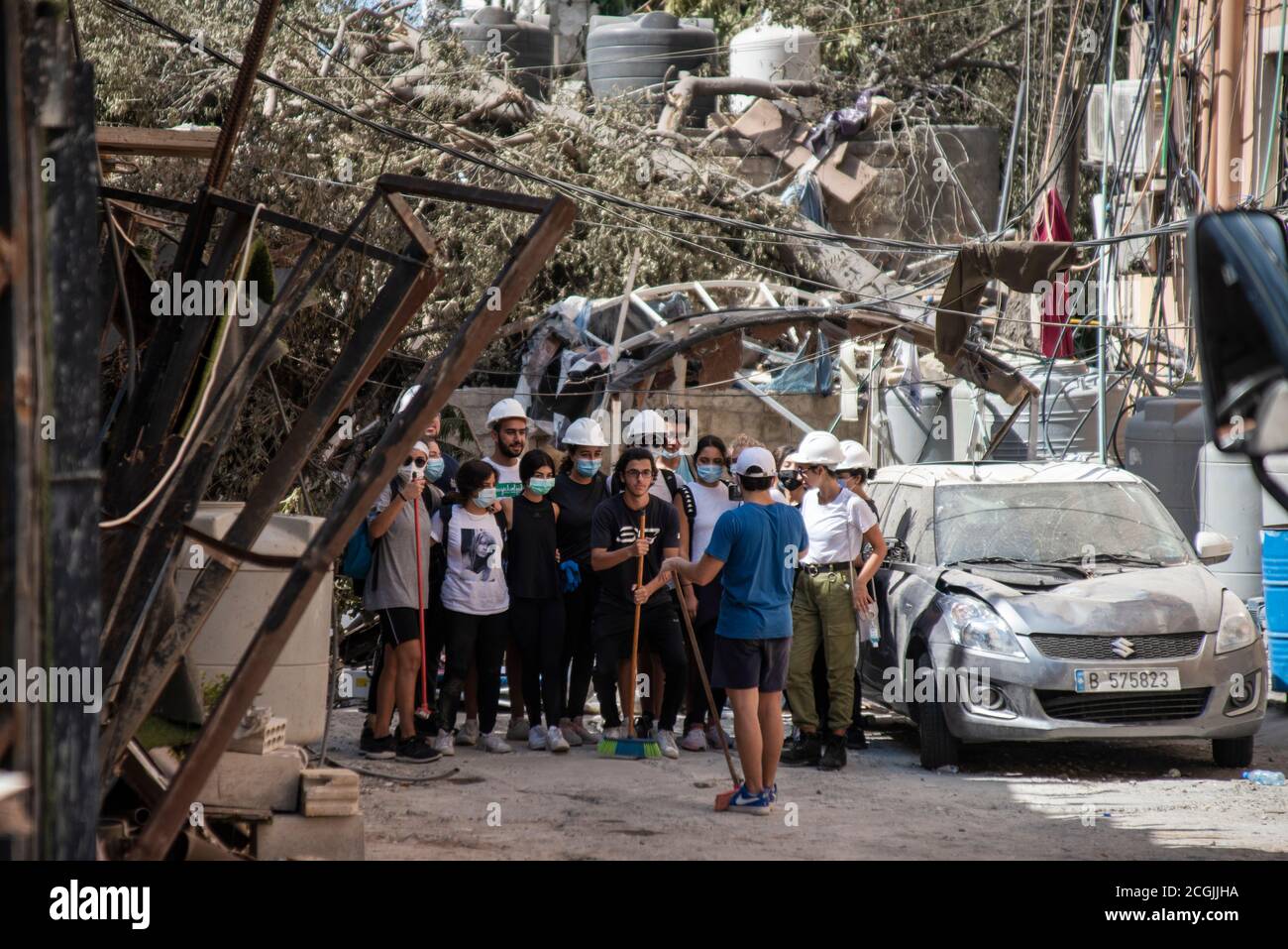 Lebanese Citizens in Street after the massive explosion in Beirut ...