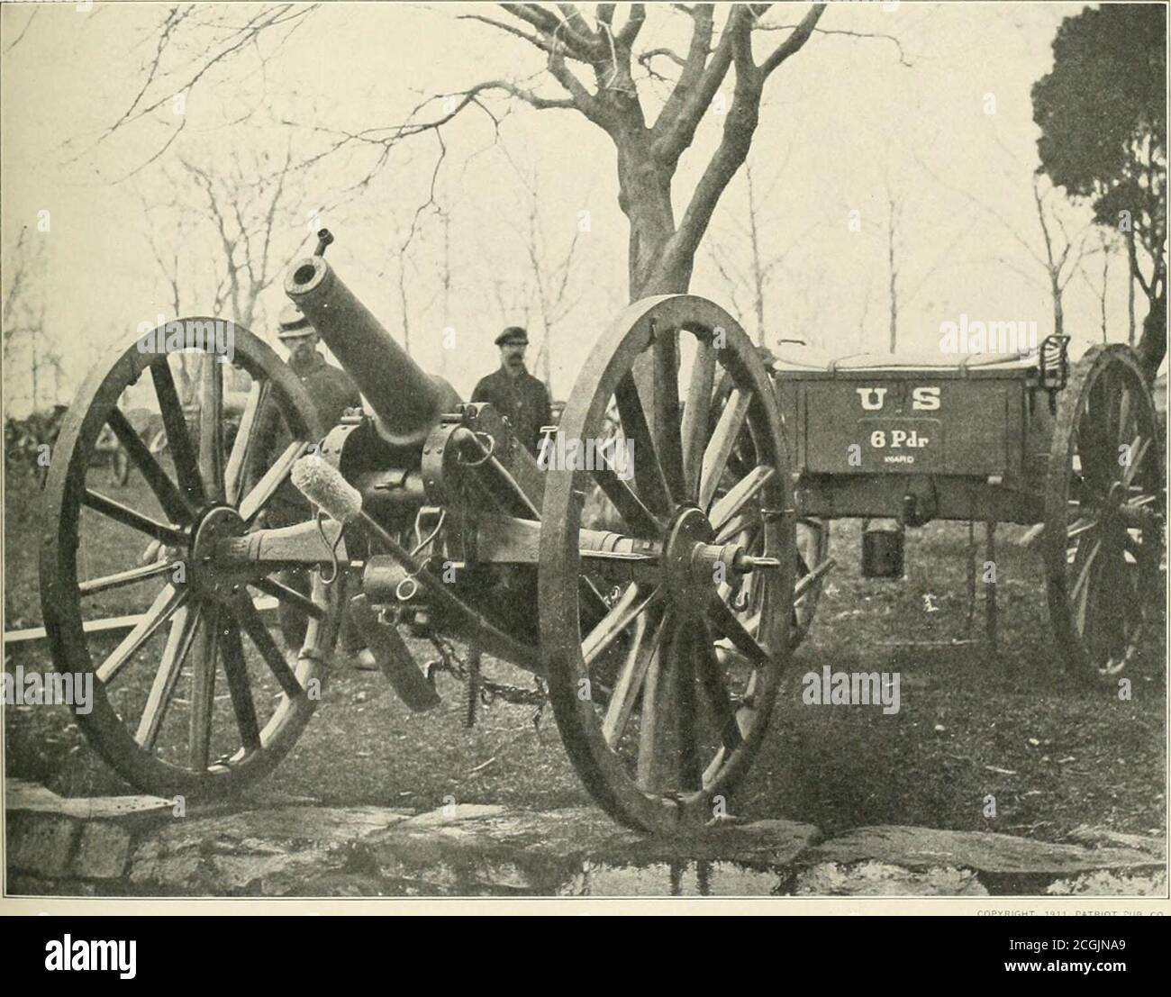 Thirty two pounder hi-res stock photography and images - Alamy