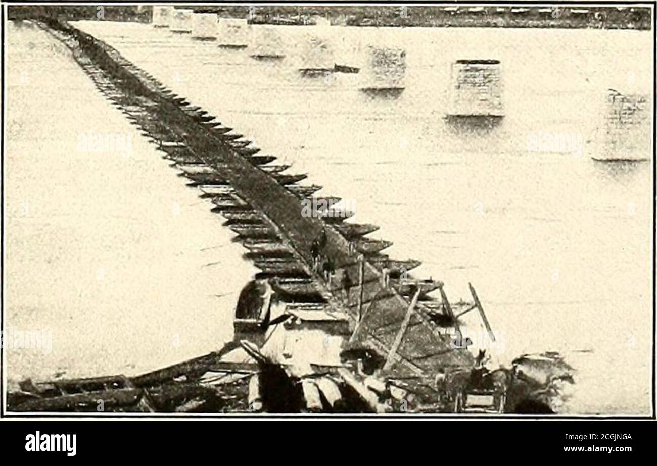 . The photographic history of the Civil War : in ten volumes . OFFICERS ...