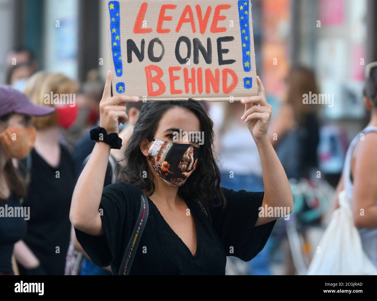 Cross border hi-res stock photography and images - Alamy