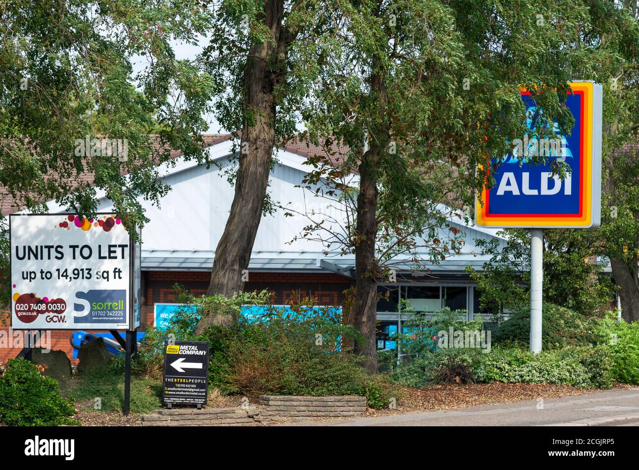 Closed Aldi superstore in Southend, Essex, UK. Replacement new nearby ...