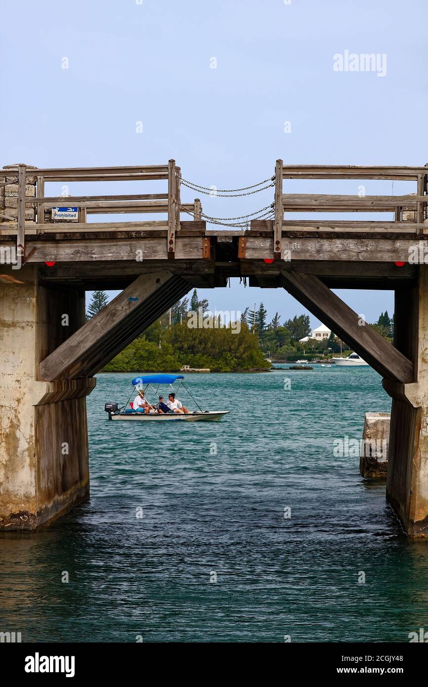 Somerset Bridge; 22" wide; world's smallest drawbridge; hinged wood ...