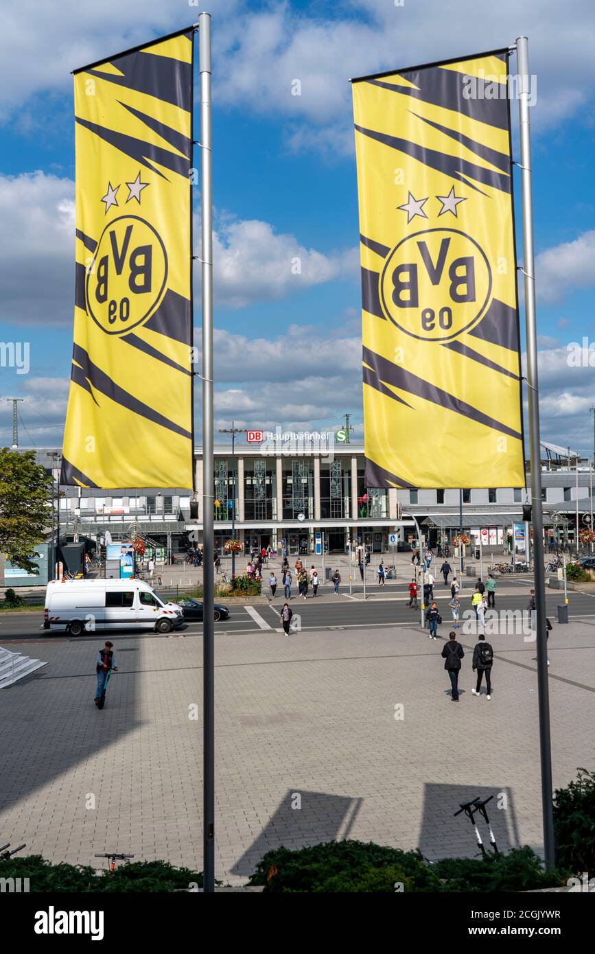 The main station in Dortmund, at Königswall, main entrance, station ...