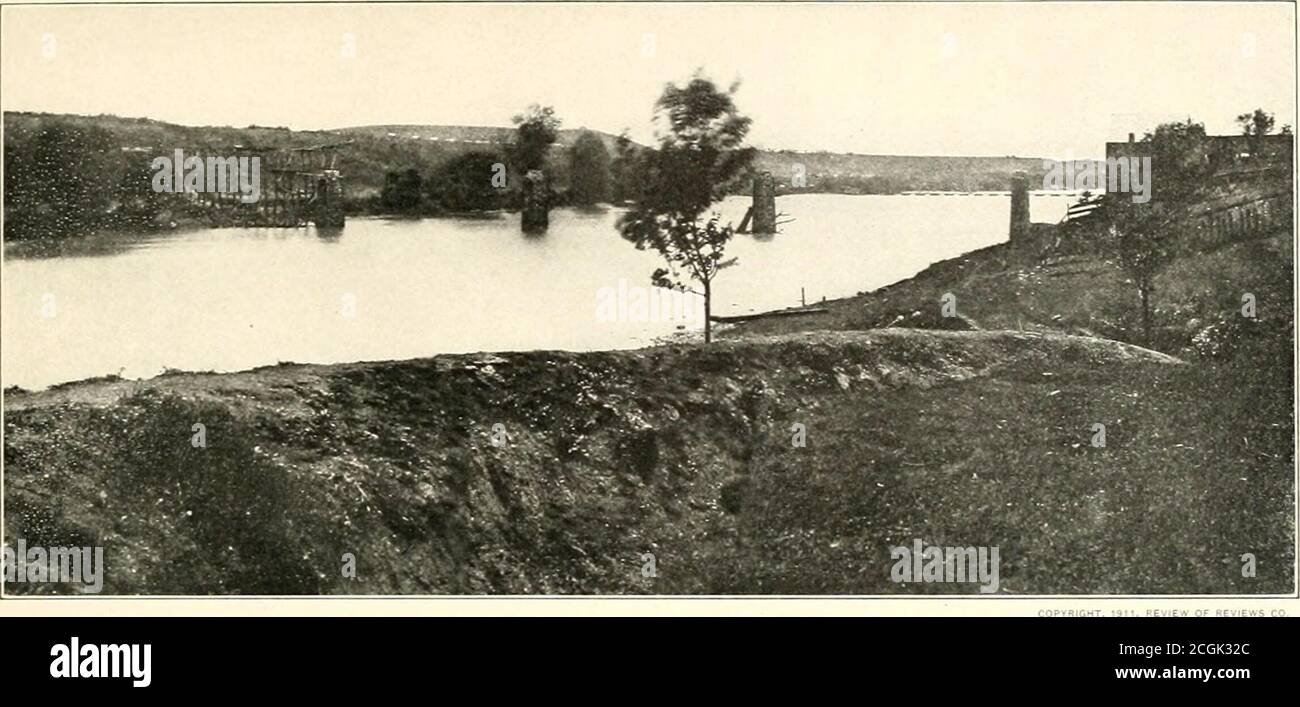 . The Civil War through the camera : hundreds of vivid photographs ...