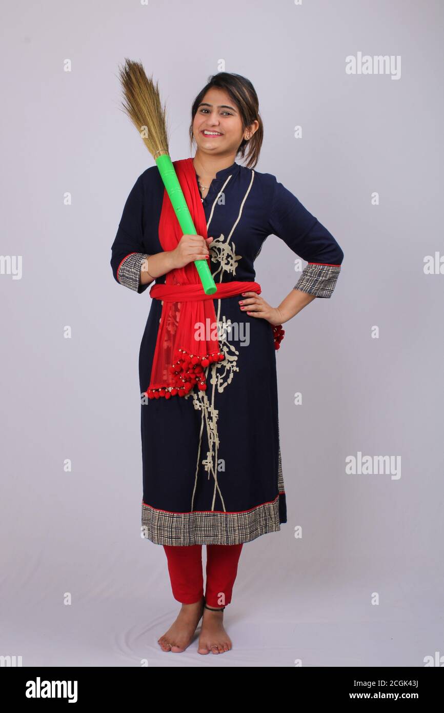 Indian maid hi-res stock photography and images - Alamy