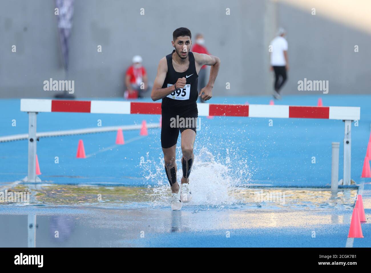 3000 metres steeplechase men hi-res stock photography and images - Alamy
