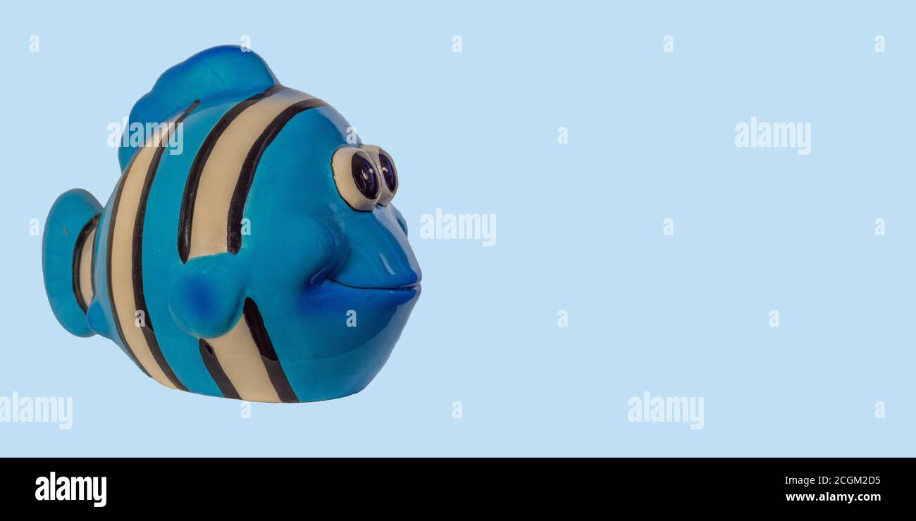 Close up of a terracotta fish. Aquarium concept Stock Photo - Alamy