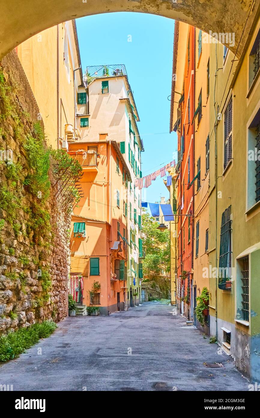 Italy alley genoa hi-res stock photography and images - Alamy