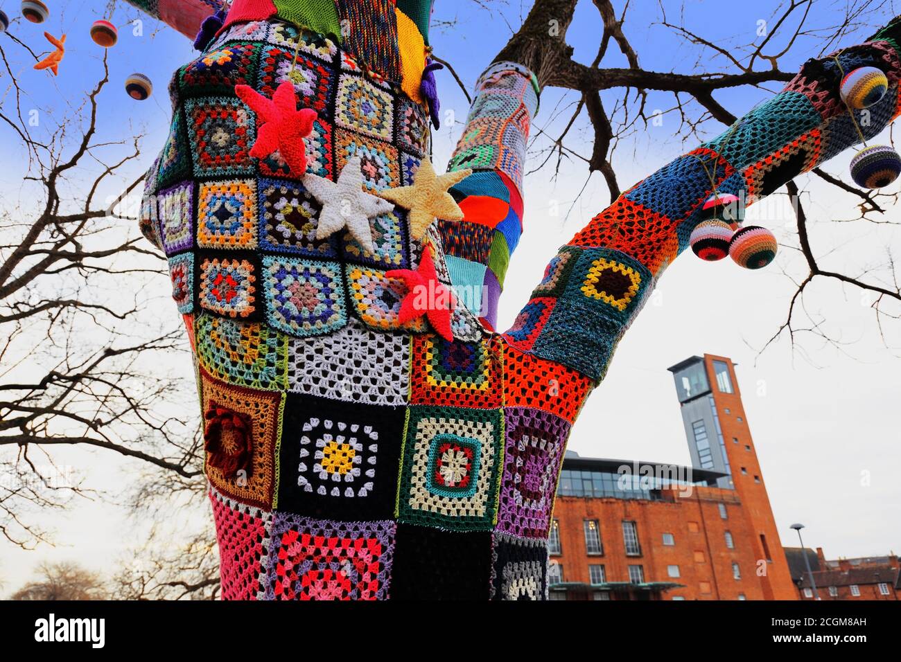 Yarn bombing photos hi-res stock photography and images - Alamy