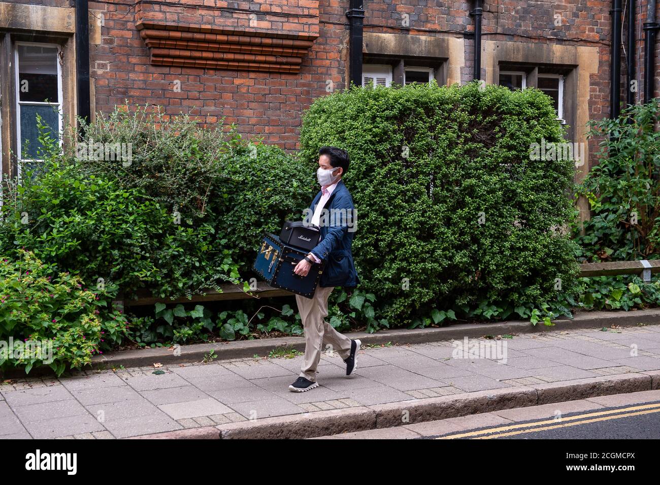 Eton public school boys hi-res stock photography and images - Alamy