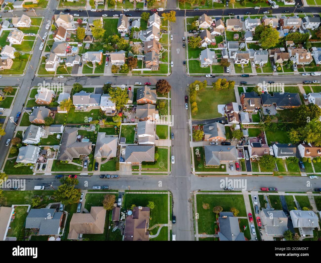 Top view roofs suburb houses hi-res stock photography and images - Alamy