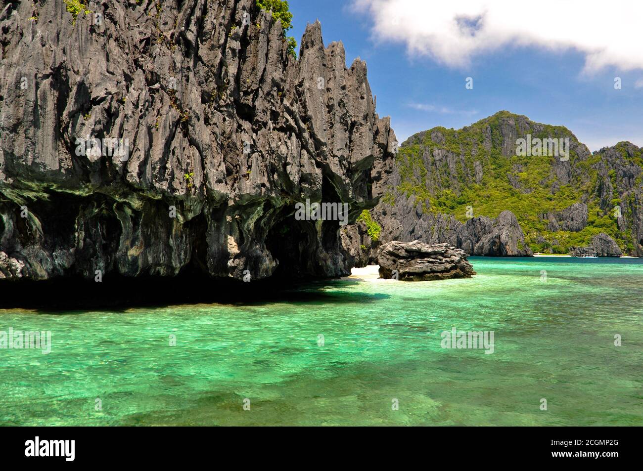 Landscape of the beautiful mountain cliff in the sea, El Nido province ...