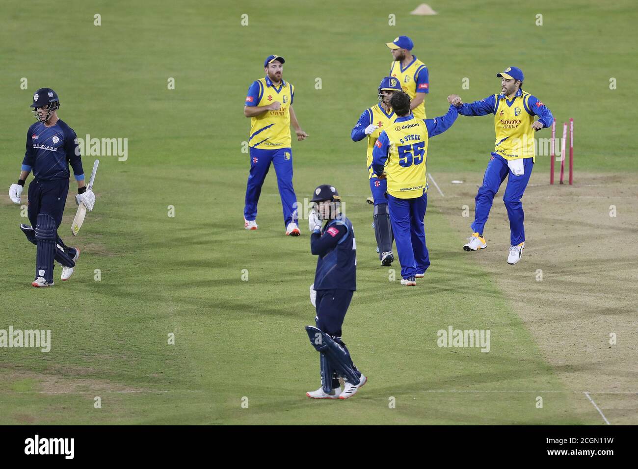 Bowling derbyshires luis reece hi-res stock photography and images - Alamy